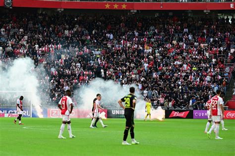 Last 35 Minutes Of Ajax Vs Feyenoord Game To Be Replayed Without Crowd