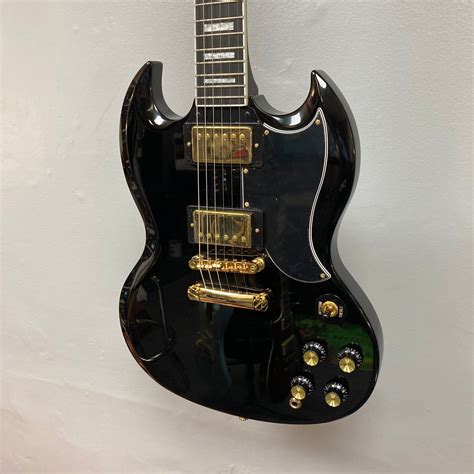 Epiphone Sg Custom Ebony Electric Guitar Inspired By Gibson Guitars