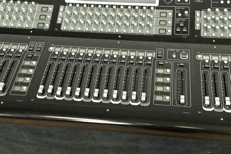 Digico Sd10 Digital Mixing Console With Waves Card And St Optical Cg01sgc