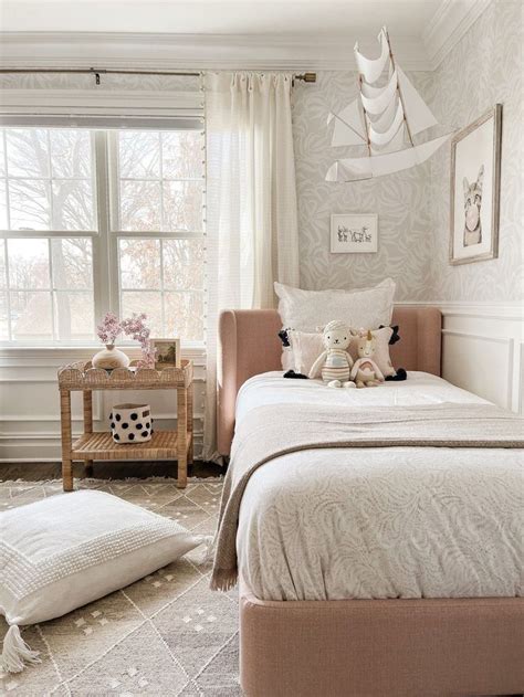 Pin By ⊹⊱ 𝒜 ⊰⊹ On ─ Home Inspiration Big Girl Bedrooms Bedroom