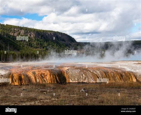 Sitting Atop A Massive Super Volcano Yellowstone National Park Is Home