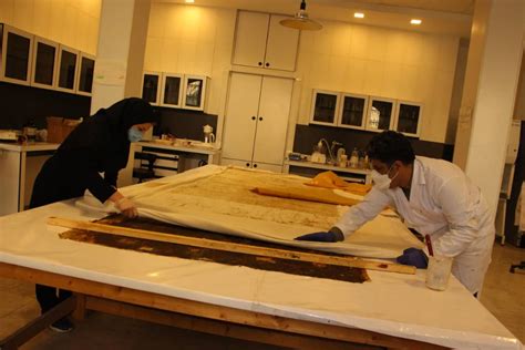 مرمت آلبوم‌های عکس و تابلوهای نقاشی قجری در کاخ گلستان خبرگزاری میراث