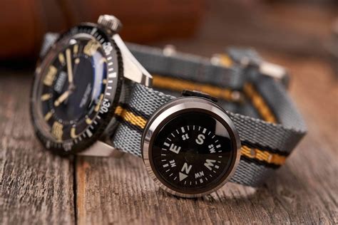 A New Q An Oris And Some Compasses Too Windup Watch Shop