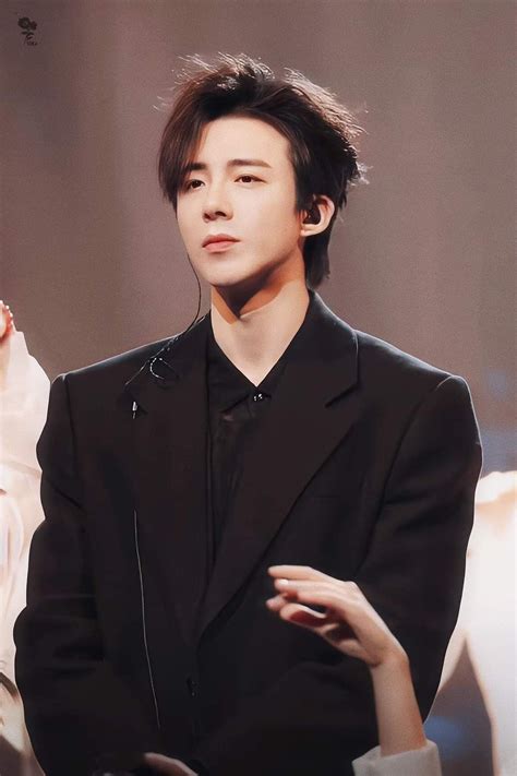 Pin On 류우녕 刘宇宁 Liu Yuning Guys Timeless Talent