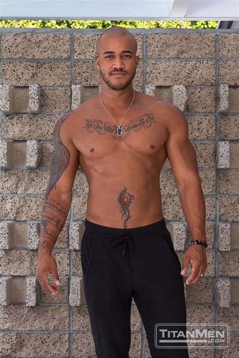 Brutos Eros Jason Vario