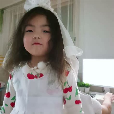 아빠는 엄마랑 결혼한거야 시러 Youtube