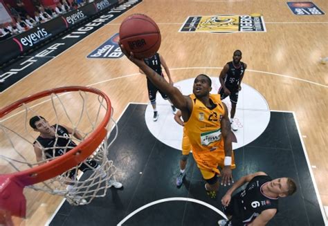 Ex Wolf Mike Cuffee „ich Freue Mich Auf Die Rückkehr“ Mbc