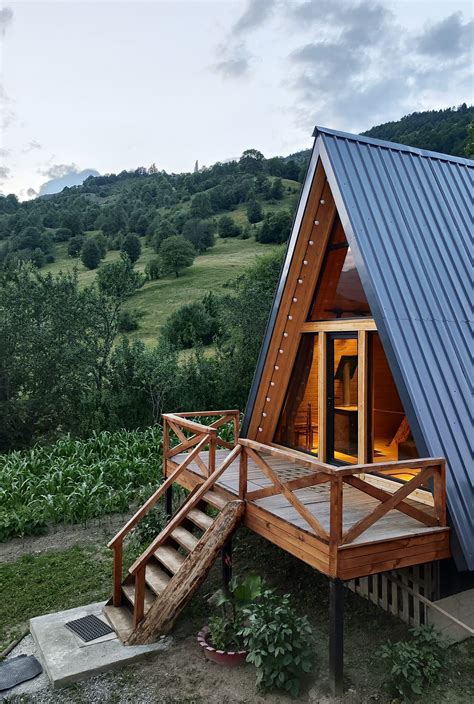 Village House 🏔 მხეერი სამოთხე ზემო სვანეთში ყოველი წლის 25 ივლისს სოფელ ლატალში მხეერის