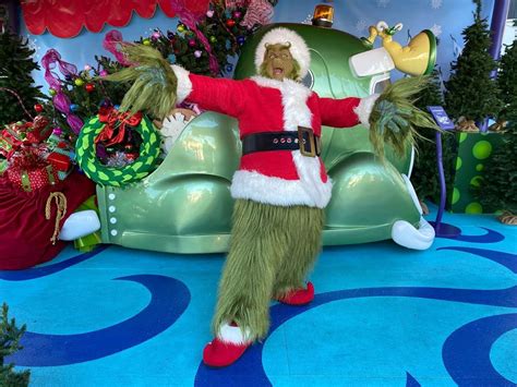 Video Photos Grinchmas 2022 Brings The Grinch Whos And Shows To