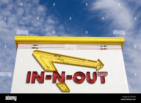 Logo Burger In N Out Banque De Photographies Et Dimages à Haute