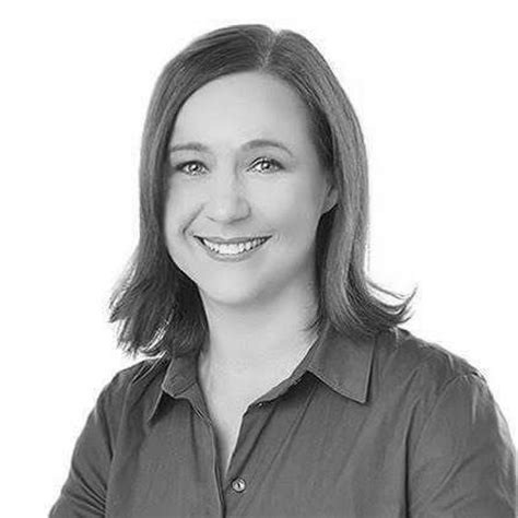 Iris May Social Media Marketing Manager Alfatraining Xing