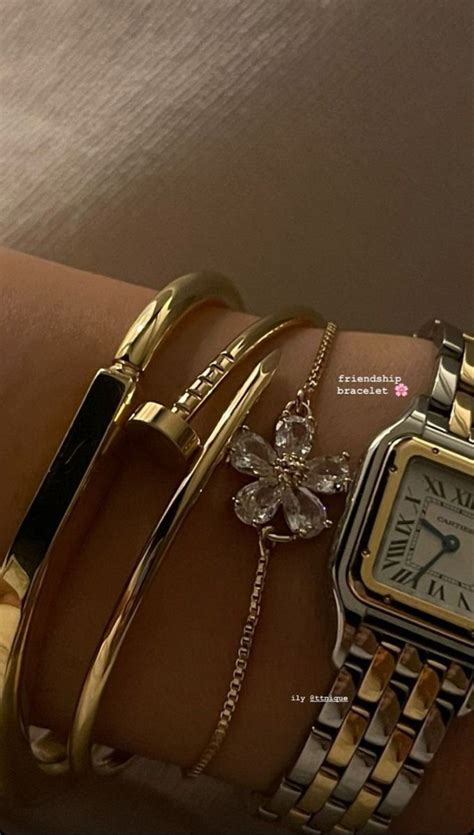 Pin By Se7en On 𝓪𝓬𝓬𝓮𝓼𝓼𝓸𝓻𝓲𝓮𝓼 Jewelry Lookbook Stacked Jewelry Luxe