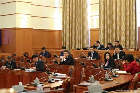 Монгол Улс дахь хүний эрх эрх чөлөөний байдлын талаарх илтгэлийг