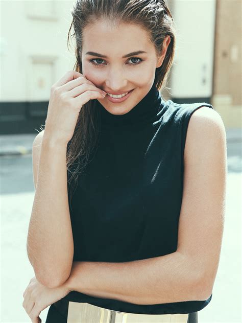 Christina Erofeeva Zone Models