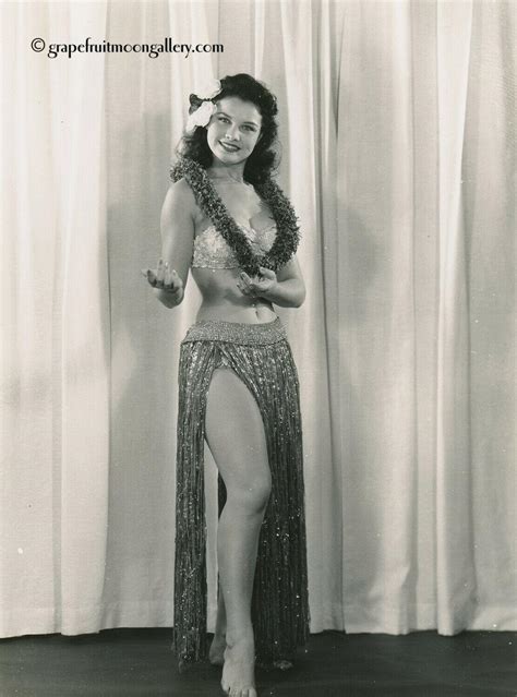 Original Bunny Yeager 1960s Photograph Beautiful Exotic Hula Girl Nani