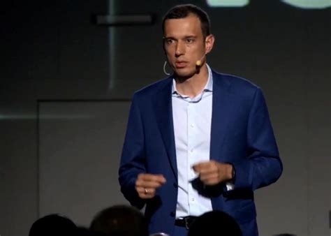 ОФИЦИАЛНО ППДБ издигат комунистическия наследник Васил Терзиев за кмет на София СНИМКИ ВИДЕО