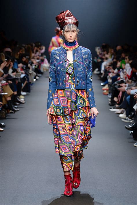 Manish Arora Fall Winter 2017 2018 Ready To Wear