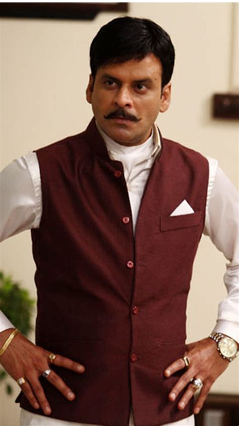 Manoj Bajpai In Rajneeti Wallpapers