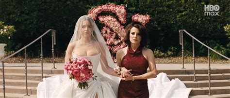 Sydney Sweeney Wears A Dangerously Low Cut Wedding Dress In New
