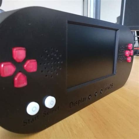 Free Stl File Portable Raspberry Pi Game Console・3d Printing Model To