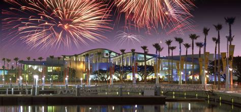 5 Places To Watch Fireworks In Long Beach This July 4th • Eat See Do