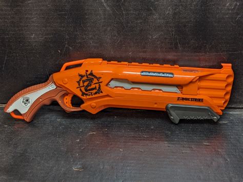 Nerf N Strike Elite Rough Cut 2x4 Blaster Barn