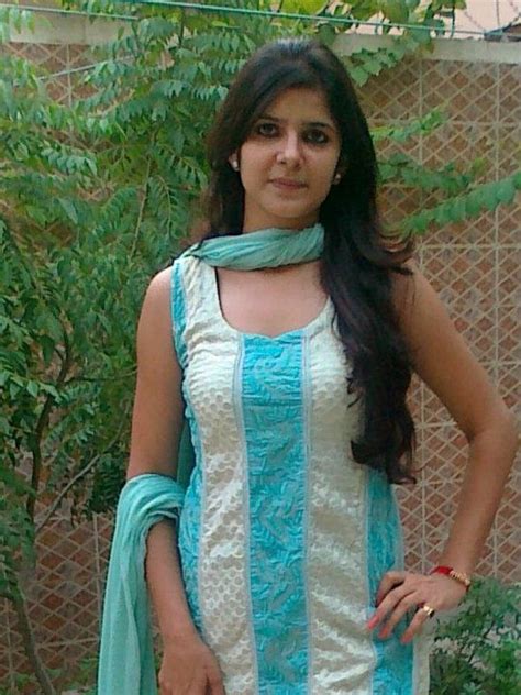 Desi Girls Pics Images Wallpapers