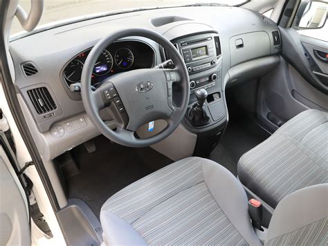 Foto Hyundai-H-1-Starex-Fahrbericht-010.jpg vom Artikel Schon gefahren ...