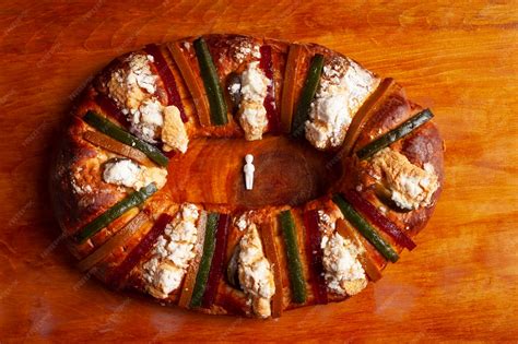 Premium Photo Traditional Rosca De Reyes Bread Mexico And Latin