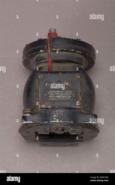 Compass 3 18in Diameter Fluid Damped Illuminated With Compensator
