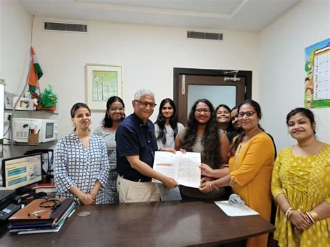 Achira Bhadra Roy On Linkedin Prashansha Prakash And N Asmita Bandyopadhyay Are Receiving Their