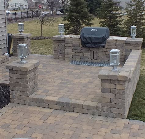 Pin By A Rj On Hardscapes Backyard Grilling Area Outdoor Patio Ideas