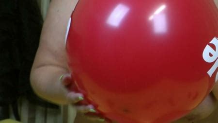 Naked Balloon Games Pics XHamster