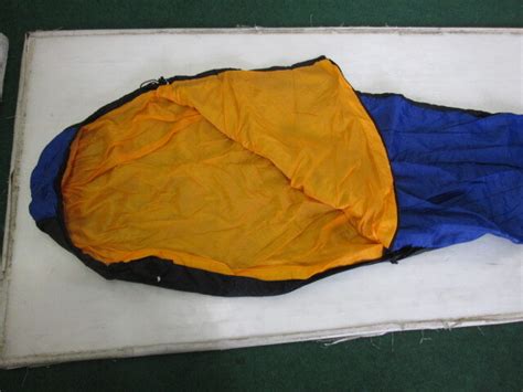 Yahoo オークション 未使用 シュラフ 寝袋 ウォークアバウト スーパ