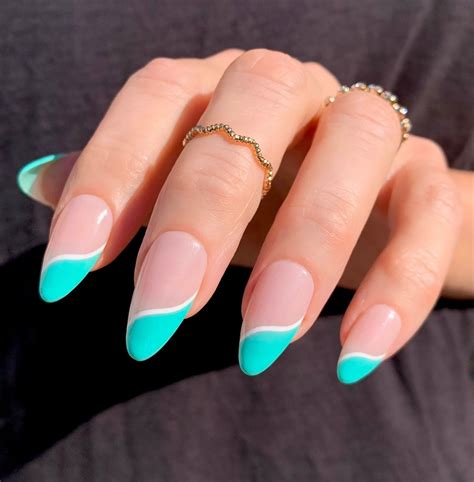 35 Stunning Turquoise And Teal Nails For A Fresh Look Turquoise Nail