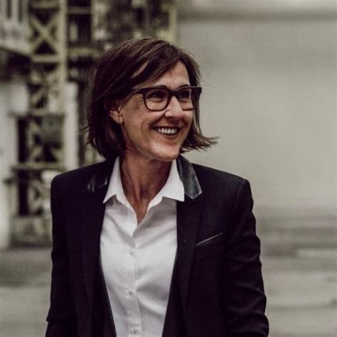 Daniela Staub Gl Assistentin Walbusch Walter Busch Ag Linkedin