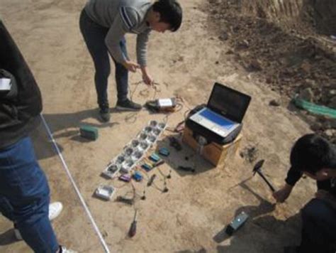 The Measurement Experiment Of Seismic Wave Propagation Velocity