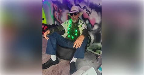 Obituary Information For Oneil Thomas Theriot