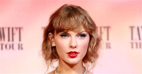 Taylor Swift Rips Critics Who Shamed Her For Dating Like A Normal Young Woman Huffpost Uk