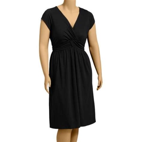 10 Flattering Dresses For Plus Sized Women Big Size Outfit