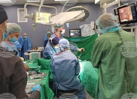 В болница Сърце и Мозък в Плевен са извършени 14 роботизирани коремни операции за месец Утро