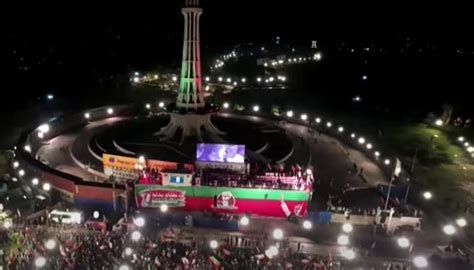 پی ٹی آئی جلسہ، عمران خان مینار پاکستان پہنچ گئے
