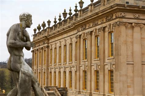 더쿠 영국귀족 집구경하기 영화 오만과 편견에서 다아시네 집으로 나왔던 데본셔 공작가문네 채스워스 하우스