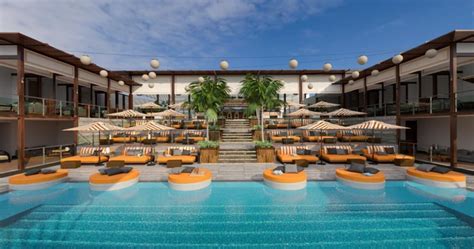 Best Bars In Cancun Mexico Beachclub Cancun