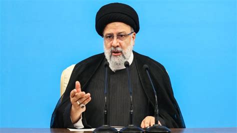 تصویری از محافظ رئیسی که پربازدید شد عکس