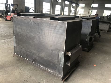 2 Cubic Meter Bin Qingdao Top United Special Vehicles Co Ltd