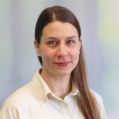 Elina Urmas Gratte Brothers Group Linkedin