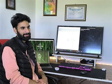 Muneeb Amin Bhat A Techie From Kashmir India Has Garnered