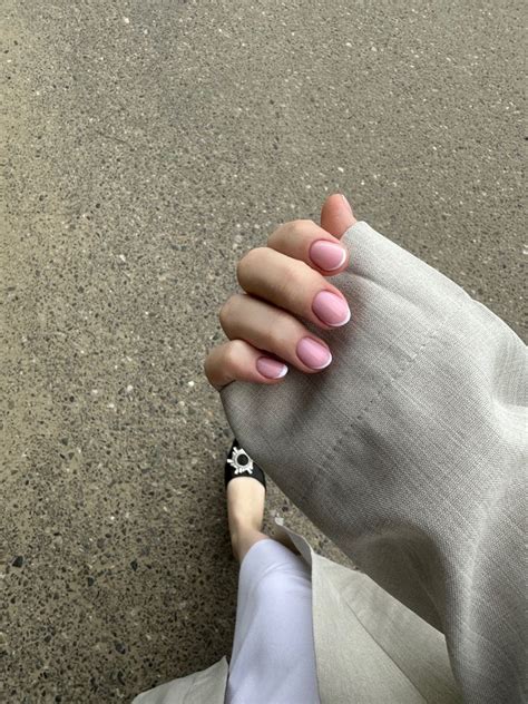 Нюдовый маникюр 🩷 Nails 💅 Pink Маникюр Ногти Дизайнерские ногти