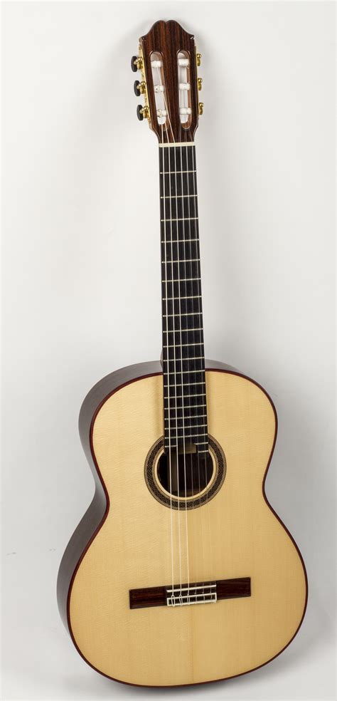 New Gear Eastmans Cl81s Classical Model Is Impressively Versatile